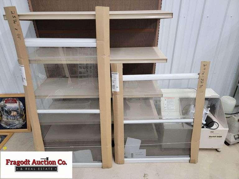 (2) Windows, 25 ¼”x44”, 29 ½”x 32 ¾” - Fragodt Auction and Real Estate LLC