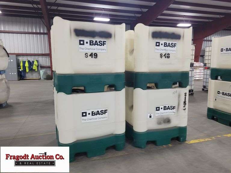 (4) BASF Totes with 2 Pumps - Fragodt Auction and Real Estate LLC