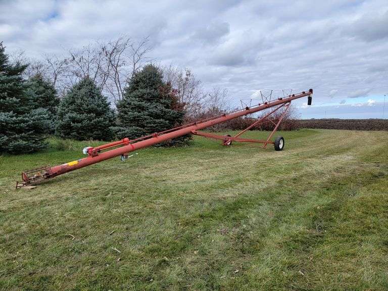 8x60 Feterl Auger, 540 PTO - Fragodt Auction and Real Estate LLC