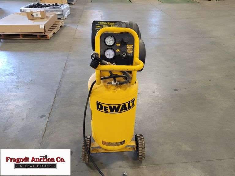 DeWalt Air Compressor, Model D55168, 200 PSI, 1.6HP Motor, On Wheels ...