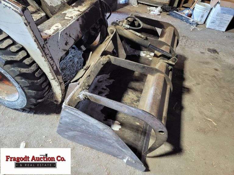 Melroe/Bobcat 642B Skid Loader, Mitsubishi Engine, 60" Bucket with ...