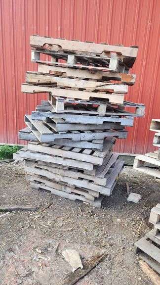 Stack of 10 Pallets, Buying All One Money - Fragodt Auction and Real ...