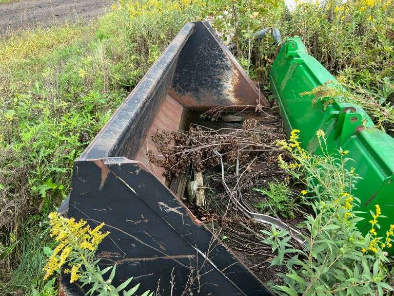 102” Payloader Bucket, Bolt on Cutting Edge - Fragodt Auction and Real ...