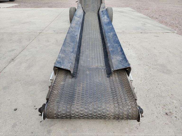 USC Portable Jump Conveyor, 15’ Long, 24” Belt, 2h - Fragodt Auction ...