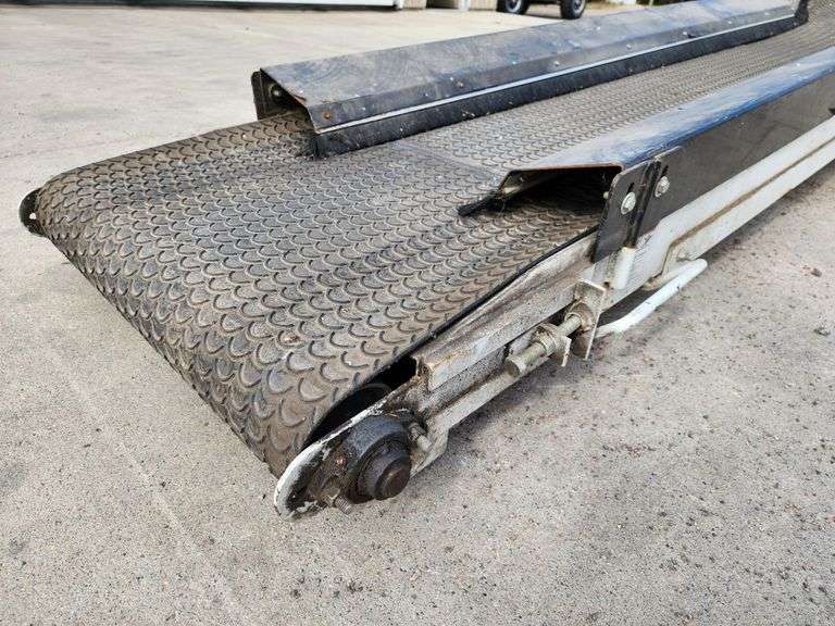USC Portable Jump Conveyor, 15’ Long, 24” Belt, 2h - Fragodt Auction ...