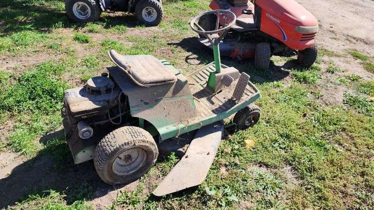 Bolens Riding Lawn Mower, 8hp, Unknown Running Condition - Fragodt ...
