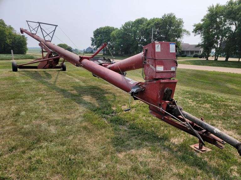 12” x 82’ Sudenga Auger with Dual Auger Swing Away Hopper with Hopper ...