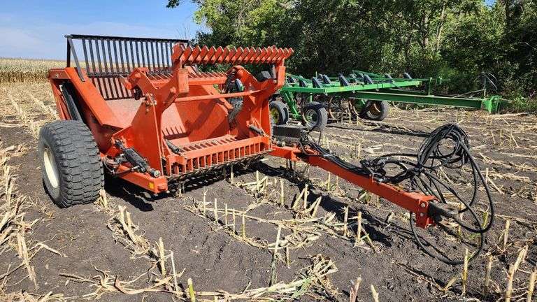 Rite Way Model RR900 Rock Picker, 16.5x16 Tires, SN: 07-1120 - Fragodt ...