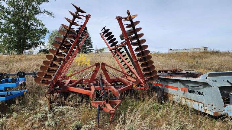 International Model 490 Tandem Disk, Tandem Wheels, 32’, Fold Up Wings ...