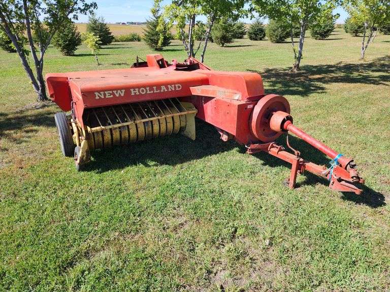 New Holland Hayliner 268 Square Baler, 540 PTO, Rear Hitch, 5.00-15SL ...