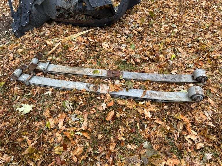 1980’s Husky Front Leaf Springs - Fragodt Auction and Real Estate LLC