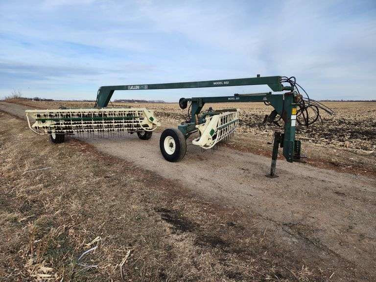 Allen Model 851/852 Hydraulic Basket V-Rake, Uses NH Bars, Has Spare ...