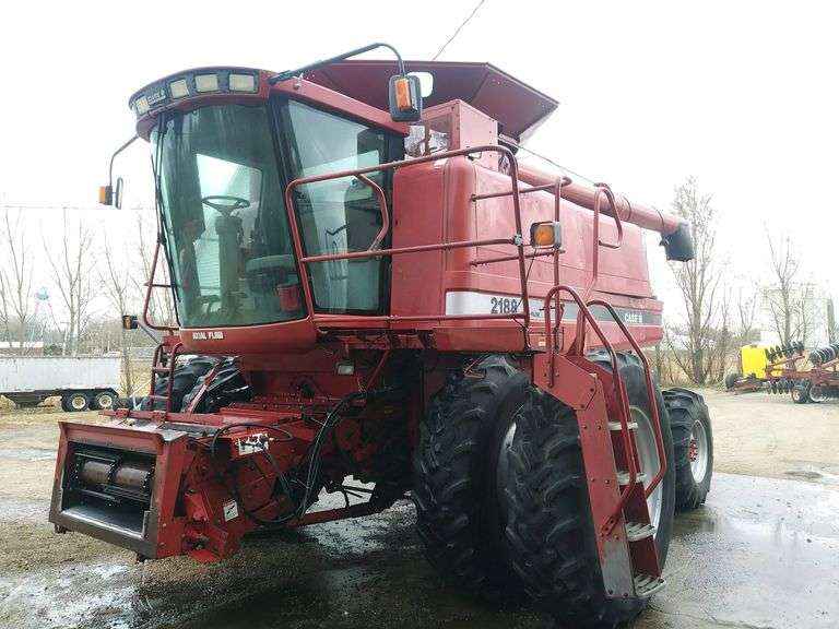 Case IH 2188 Combine, 3,935 Engine Hours, 3,040 Seperator Hours, 20.8 ...