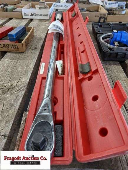 Snap-On Click-Type Torque Wrench – 44” - Fragodt Auction and Real ...