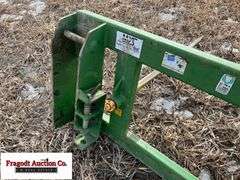 Bale Spear off John Deere 673 Loader - Fragodt Auction and Real Estate LLC