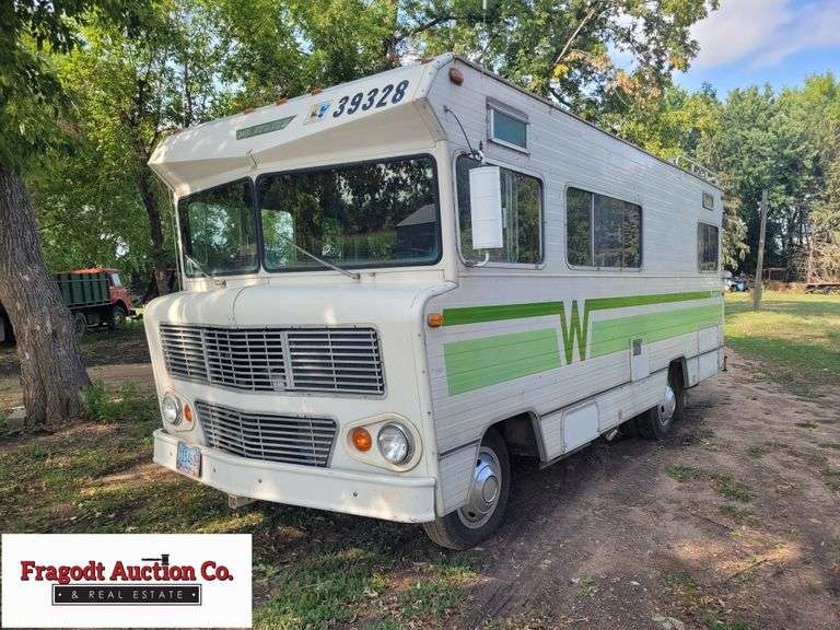 1975 Winnebago Indian Camper, 36,986 Original Miles, Onan Generator ...