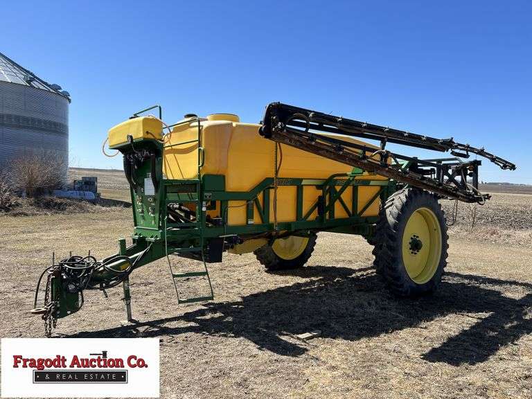 2006 Redball Sprayer 580, 1600 Gallon, 90' Boom, 380R46 Tires, Raven ...