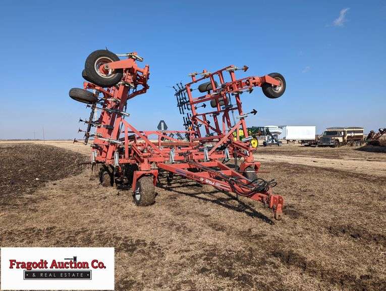 Wil-Rich Quad 5 Field Cultivator, 34.5’ Wide, 4 Bar Coil Tine Harrow ...