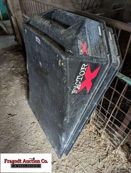 (2) Plastic Bike Ramps - Fragodt Auction and Real Estate LLC