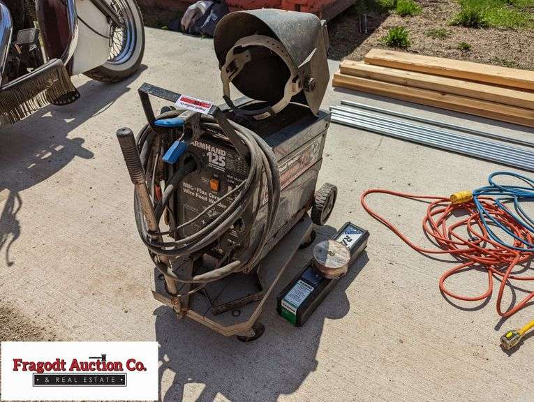 Farmhand 125 Flux Core 110 Volt Welder, Unknown Working Condition ...