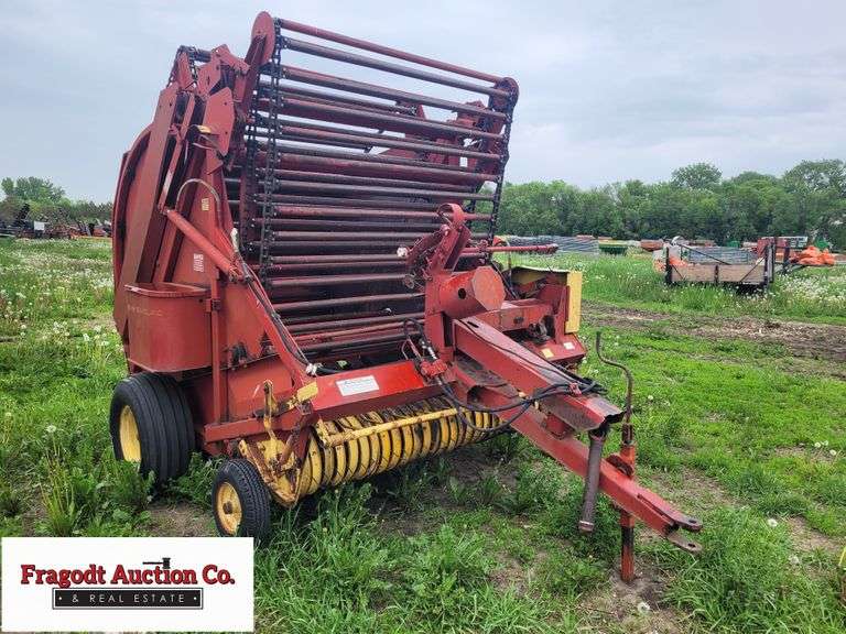 New Holland 850 Round Baler, 540 PTO, Field Ready Per Seller - Fragodt ...