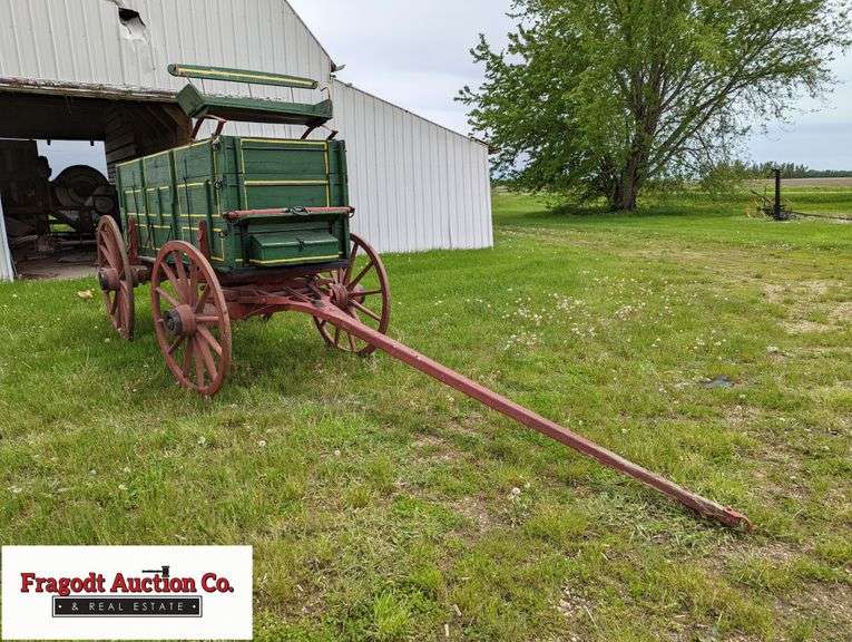 Antique Buckboard Wagon, Milburn Wagon Co – Toledo, Ohio, No. 83 ...