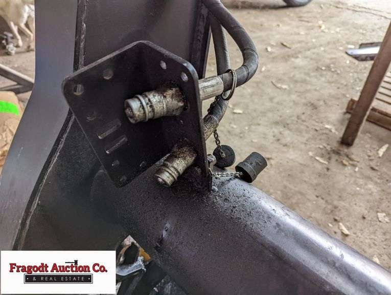 Westendorf 570 Freedom Mount Loader with Joystick - Fragodt Auction and ...