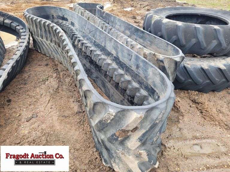 Pair of 30" Tracks off John Deere 8400T, Used - Fragodt Auction and ...