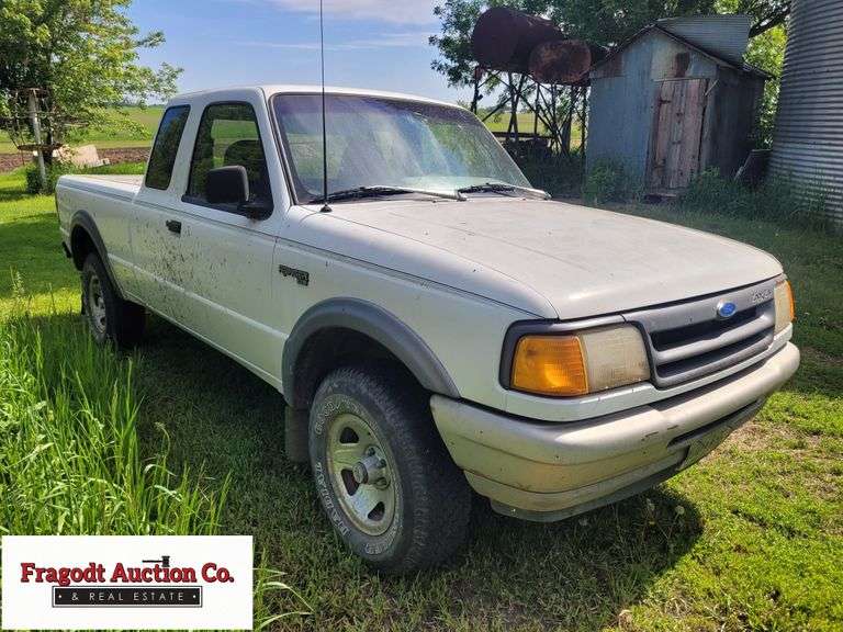 1993 Ford Ranger, Ext Cab, 4x4, Shows 73,428 Miles, AC, V-6, Automatic ...