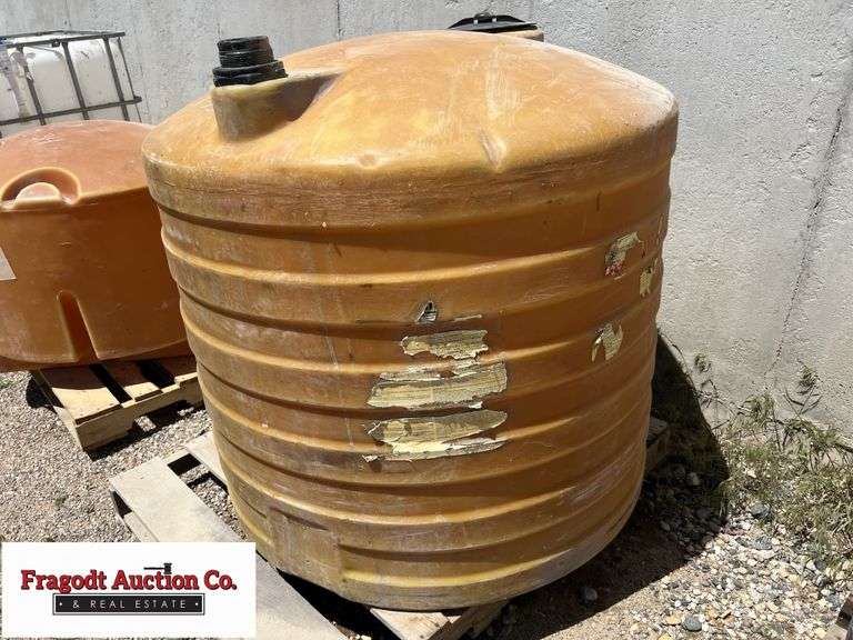 210 Gallon Poly Tank - Fragodt Auction and Real Estate LLC