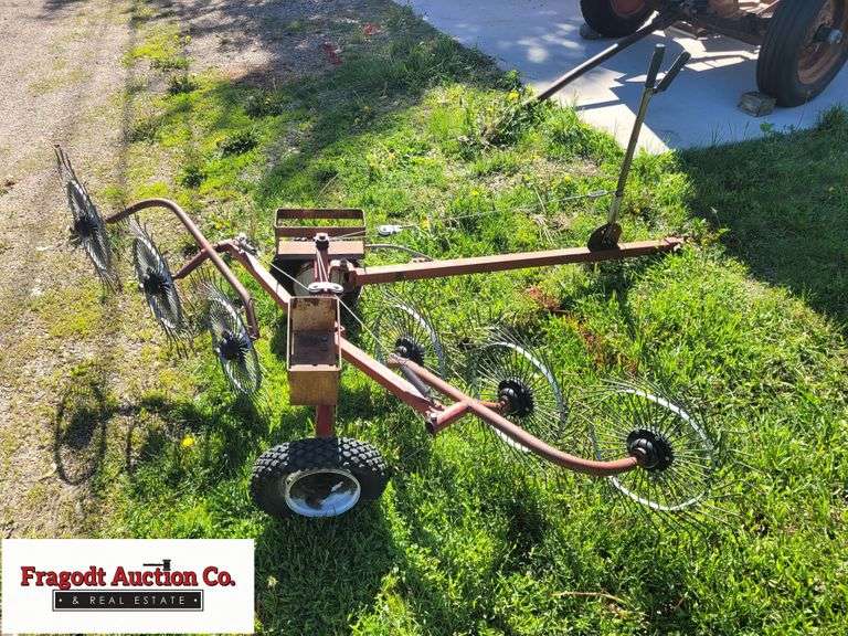 Estate Park Miniature Wheel Rake, Needs Some Work, Tires are Flat and ...