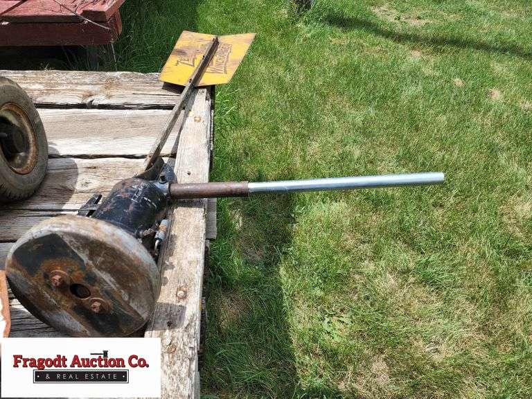 Zenith Wincharger, 32 Volt, No Propeller - Fragodt Auction and Real ...