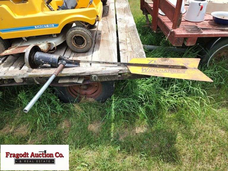 Zenith Wincharger, 32 Volt, No Propeller - Fragodt Auction and Real ...