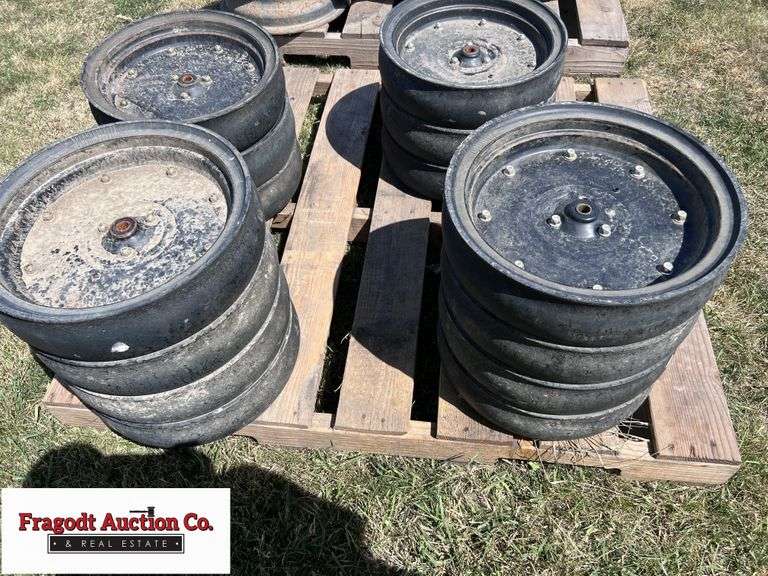 (14) Packer Wheels off John Deere XP Series Planter, Buying All One ...