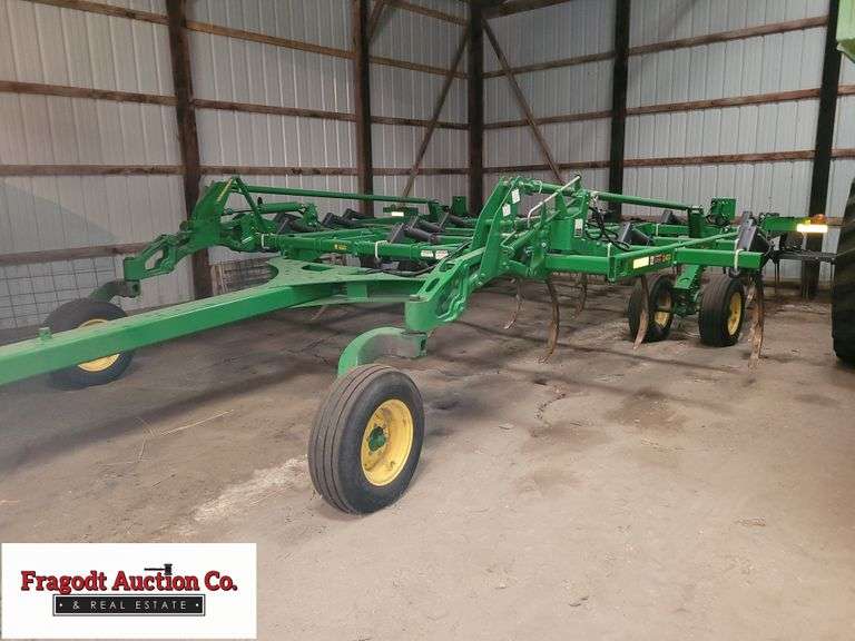2012 John Deere 2410 Chisel Plow, 19 Shank, Single Point Depth Control ...
