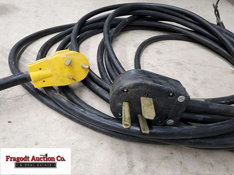 50 to 30 Amp Pigtail and 40’ of 220 Cord with 1 End - Fragodt Auction ...