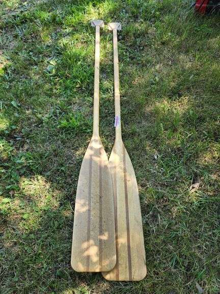 Pair of Oars - Fragodt Auction and Real Estate LLC