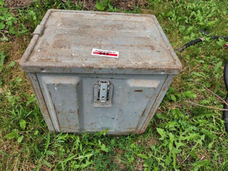 Metal Case - Fragodt Auction and Real Estate LLC