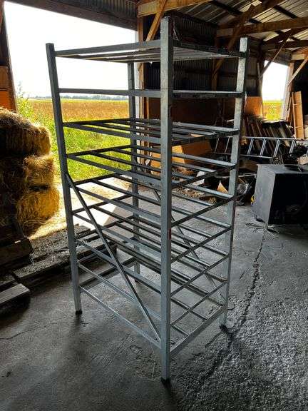 Number 10 Can Rack - Fragodt Auction and Real Estate LLC