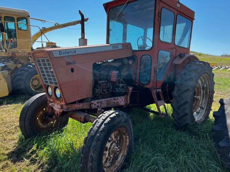 Belarus 500 *For Parts* - Fragodt Auction and Real Estate LLC