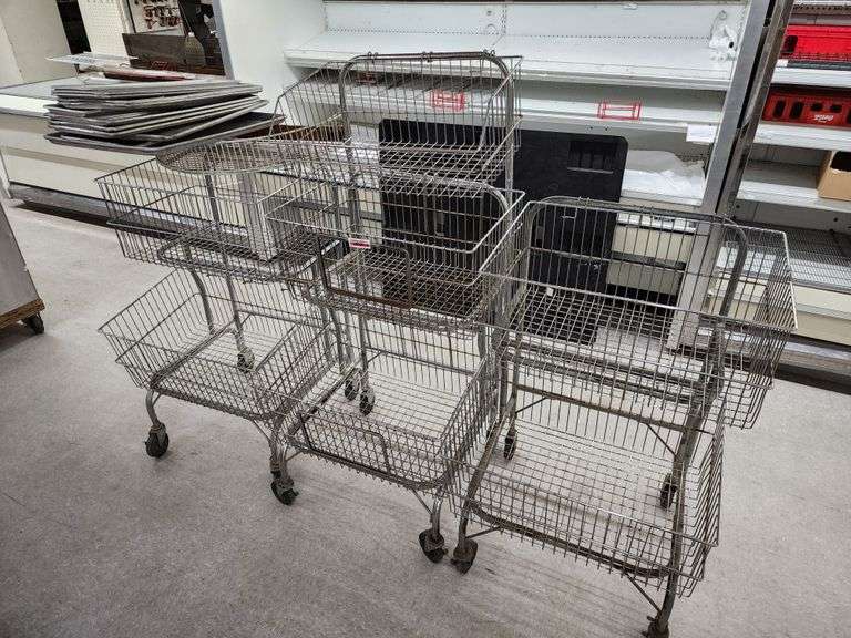 3 Carts and Some Misc. Pans - Fragodt Auction and Real Estate LLC