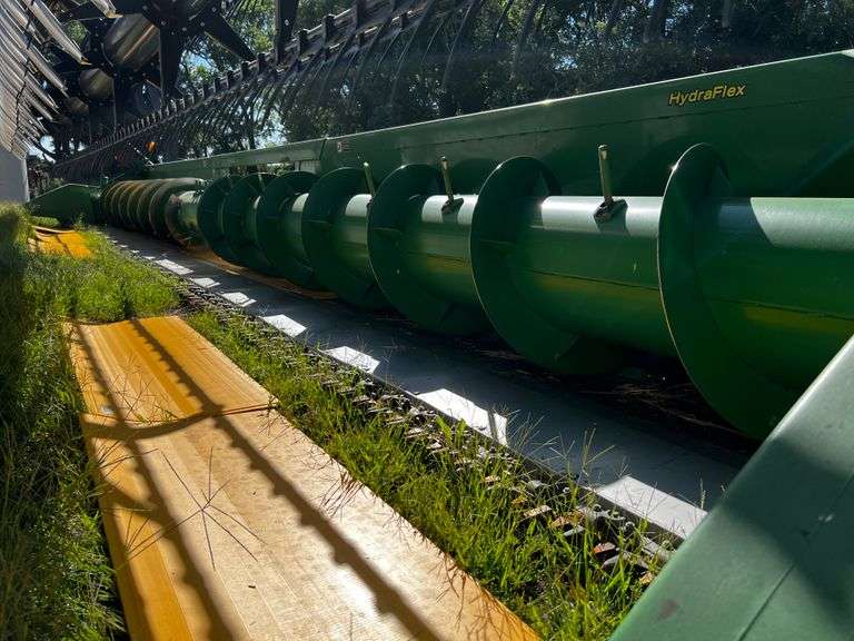 2017 John Deere 635F Flex Head with Crary Air Reel, Head Will Have: New ...