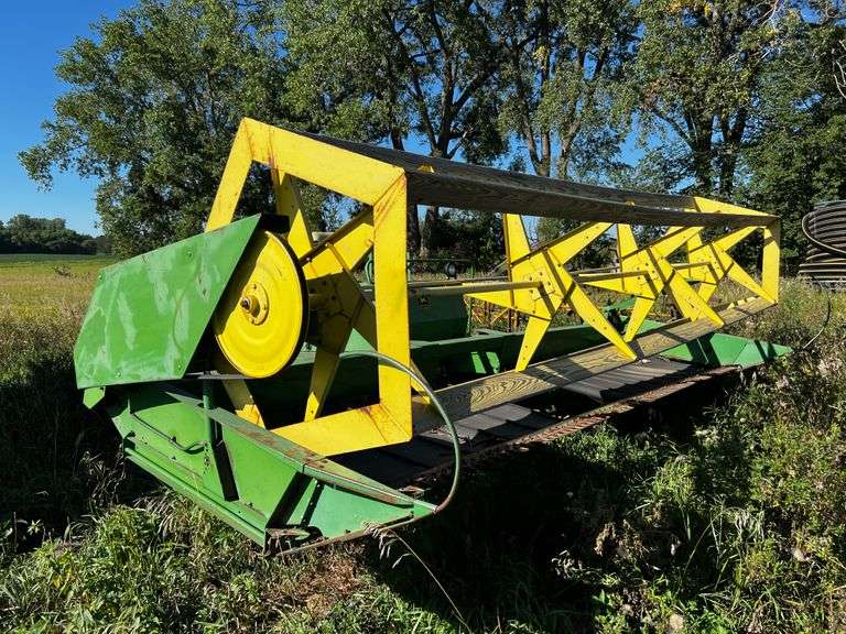 John Deere 800 Swather, 18', Gas, Canvas Could Use Some Work, Running ...