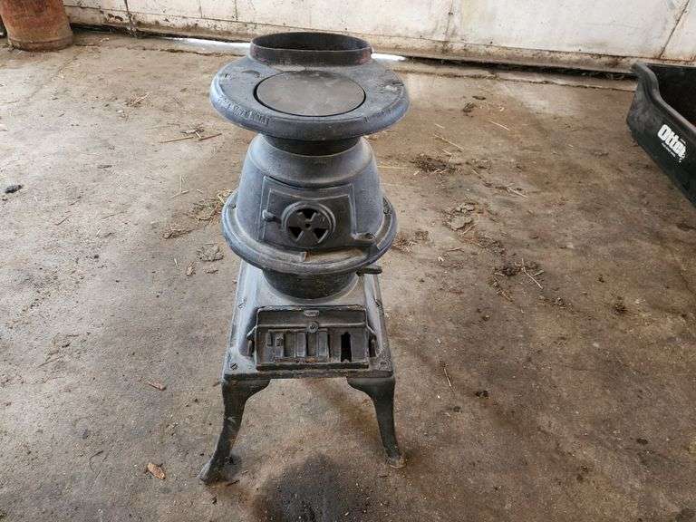 Fish House Wood Stove, Edison Stove Works Brand, 26” Tall, 5” Burner ...