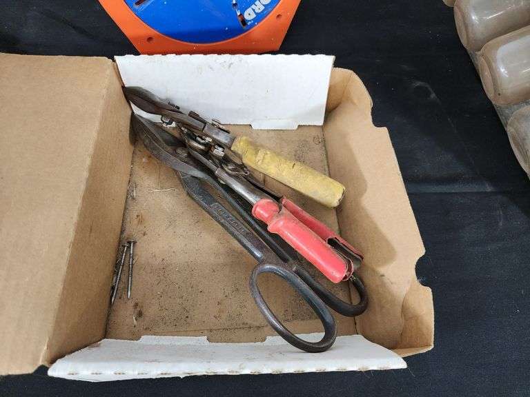 Nut and Bolt Organizer, 3 Tin Snips, Stor-A-Cord - Fragodt Auction and ...