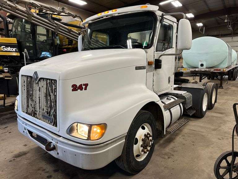 2000 International 9100 Semi, 598,775 Miles, Set up with Wet Kit System ...