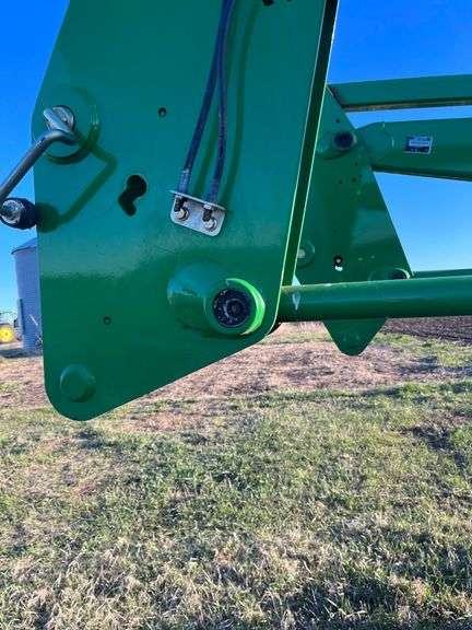 John Deere H480 Loader with Joystick Control, Mounts for a John Deere ...