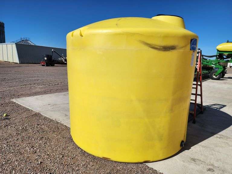 Ace RotoMold 1850 Gallon Upright Poly Tank with 2” Discharge Hole ...