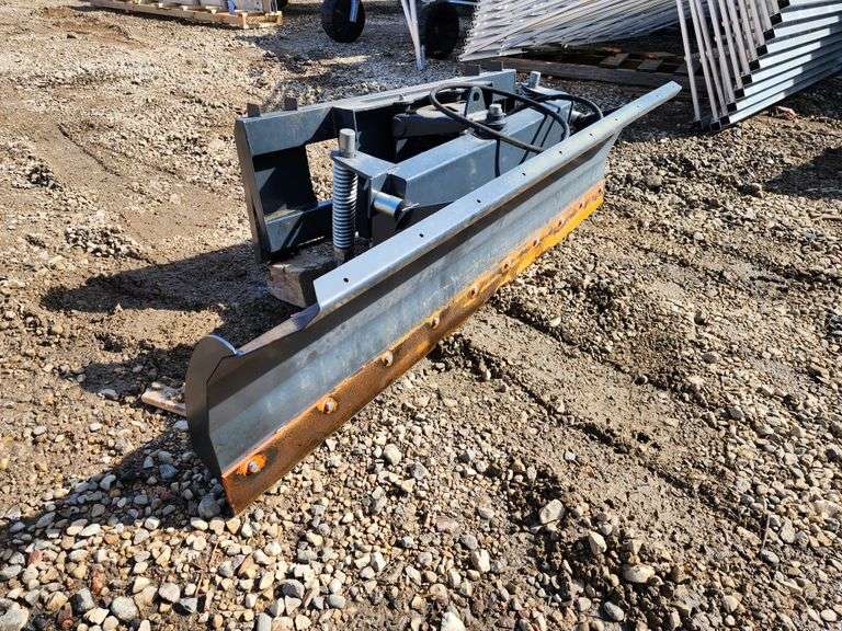 TMG Industrial Skid Loader Push Blade, Bolt on Cutting Edge - Fragodt ...