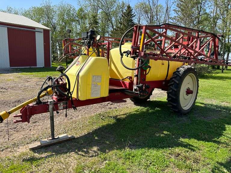 Hardi Navigator 5500 Sparyer, 60’ Booms, Foamer, PTO Pump *Needs Seals ...